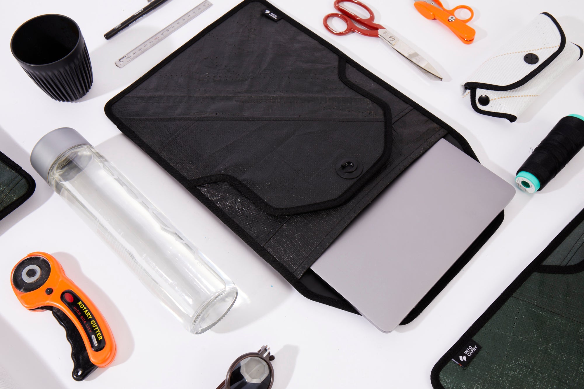 Into Carry - Sustainable Bags