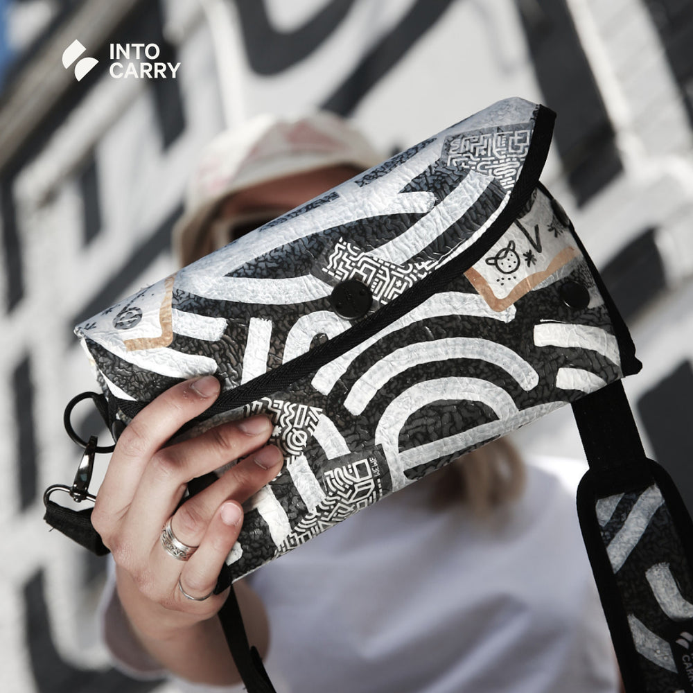 Into Carry - Sustainable Bags